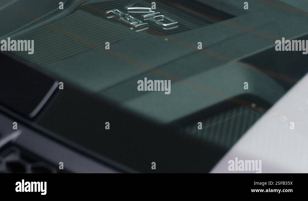 Tilt-up Reveal Of 5.2L V10 FSI Engine Of Audi R8 V10 Performance Inside ...