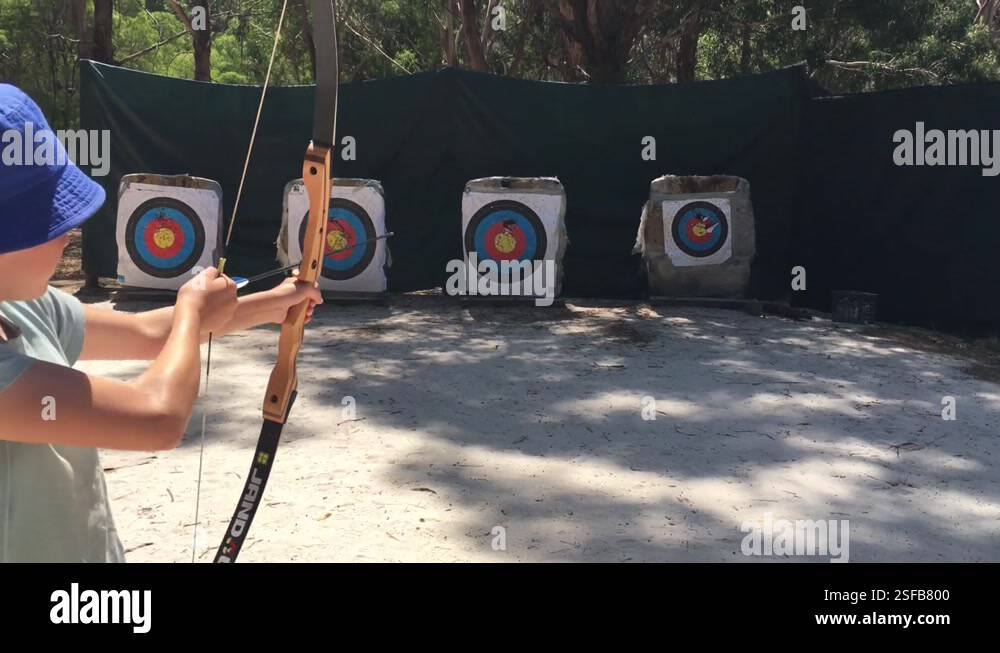 Young girl archer Stock Videos & Footage - HD and 4K Video Clips - Alamy