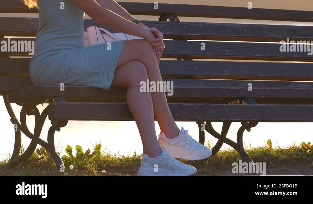 Lake shore bench Stock Videos & Footage - HD and 4K Video Clips - Alamy