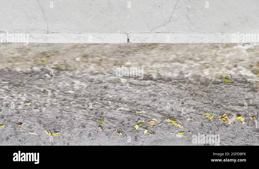 Curb with drain Stock Videos & Footage - HD and 4K Video Clips - Alamy
