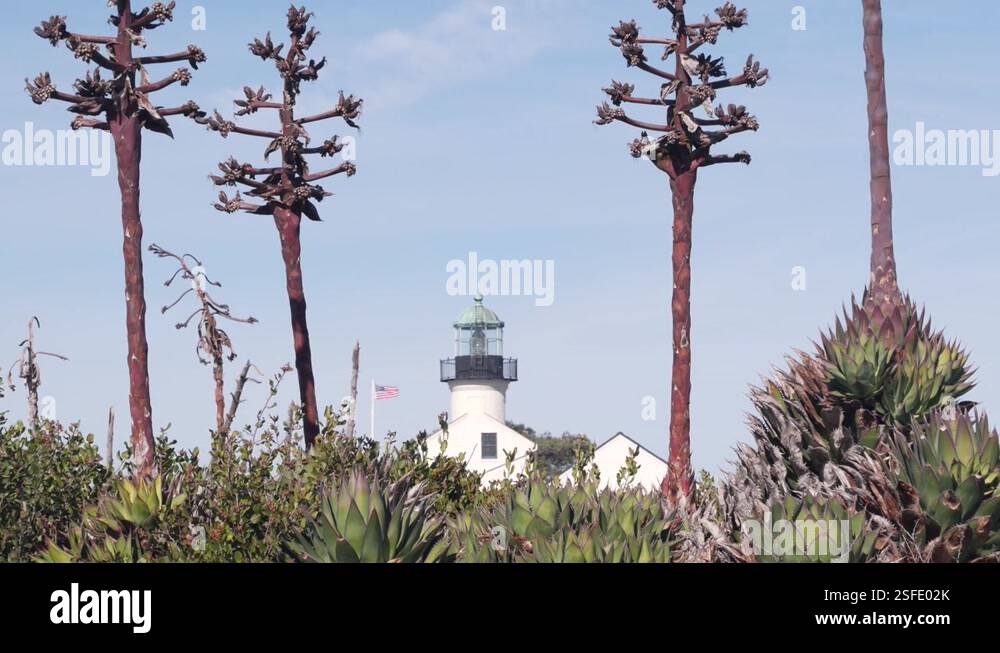 Vintage lighthouse tower, retro light house, old fashioned classic ...