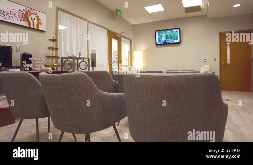 Empty doctors office waiting room Stock Video Footage - Alamy