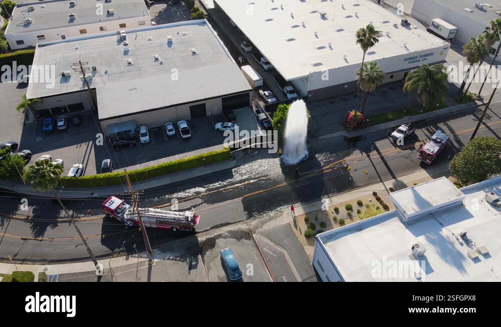 Burst hydrant Stock Videos & Footage - HD and 4K Video Clips - Alamy
