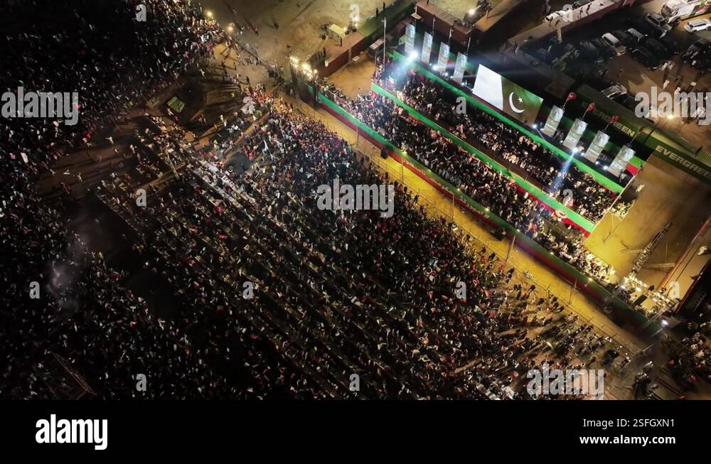 Thousands of supporters gather for the Pakistan Minar-E-Pakistan ground ...