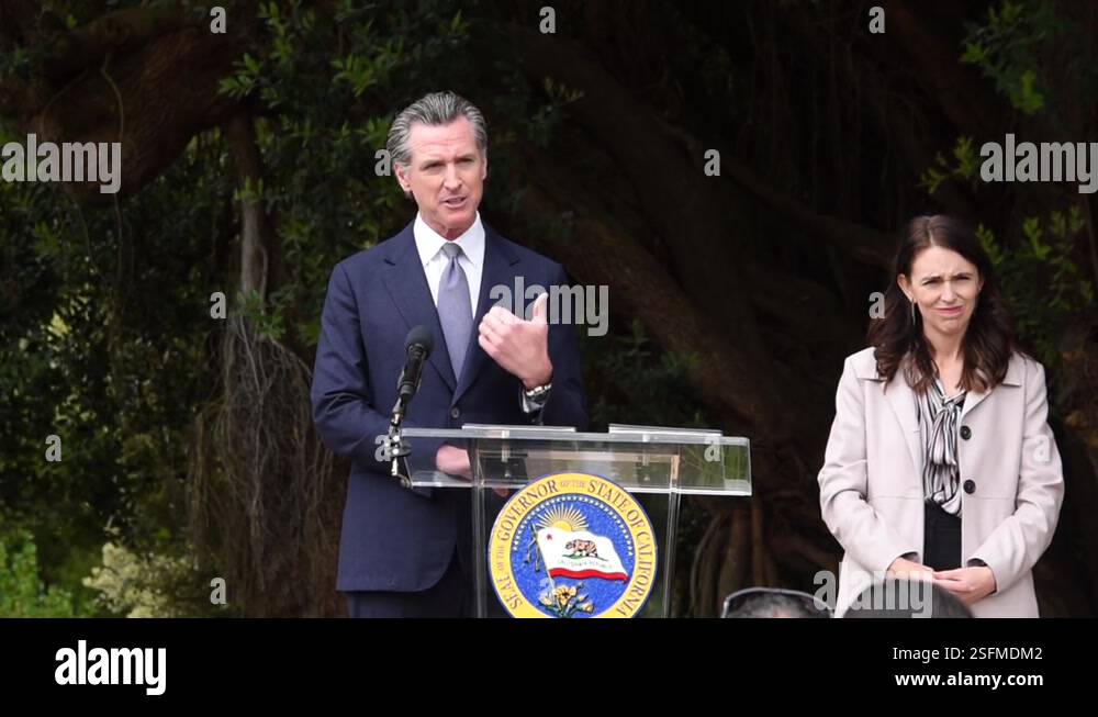 HD Video CA Governor Gavin Newsom speaking at Press Conference Stock ...