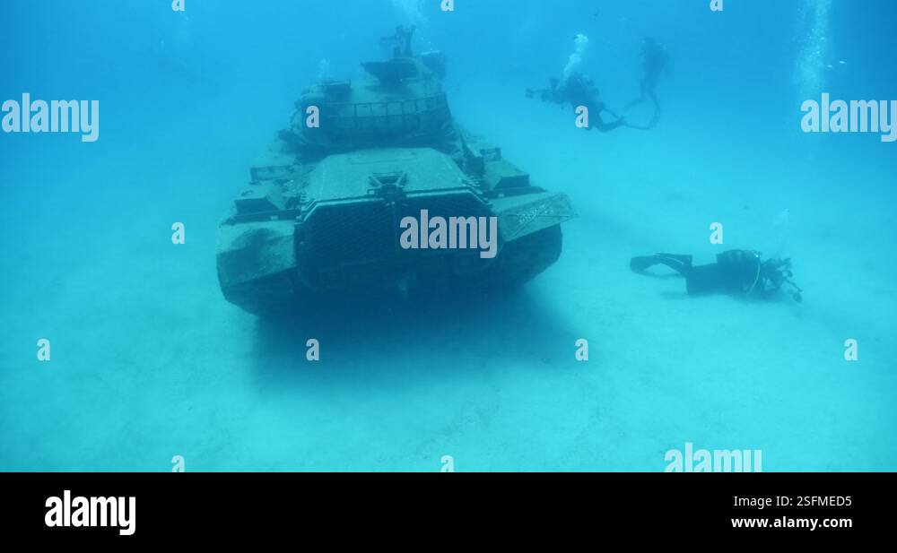 Scuba diver underwater tank Stock Videos & Footage - HD and 4K Video ...