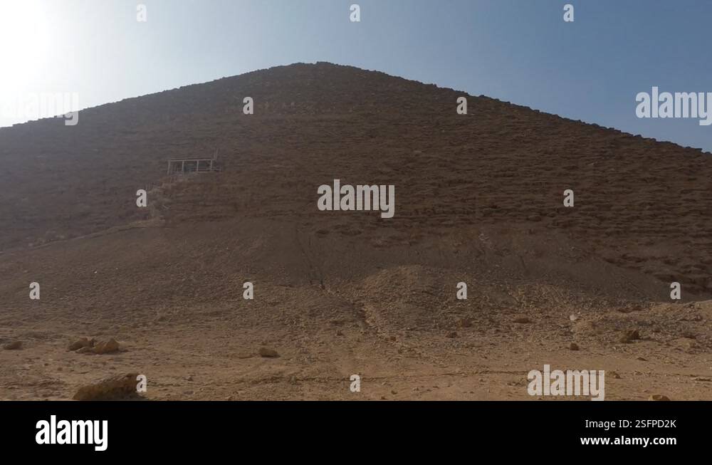 Bat pyramid Stock Videos & Footage - HD and 4K Video Clips - Alamy