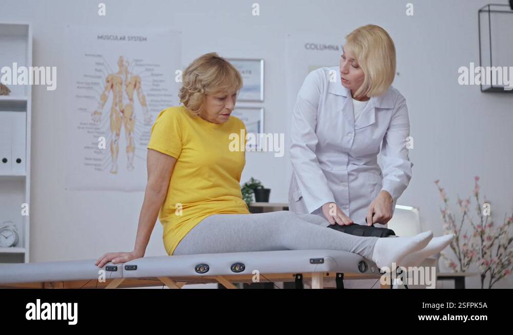 Putting on cast Stock Videos & Footage - HD and 4K Video Clips - Alamy