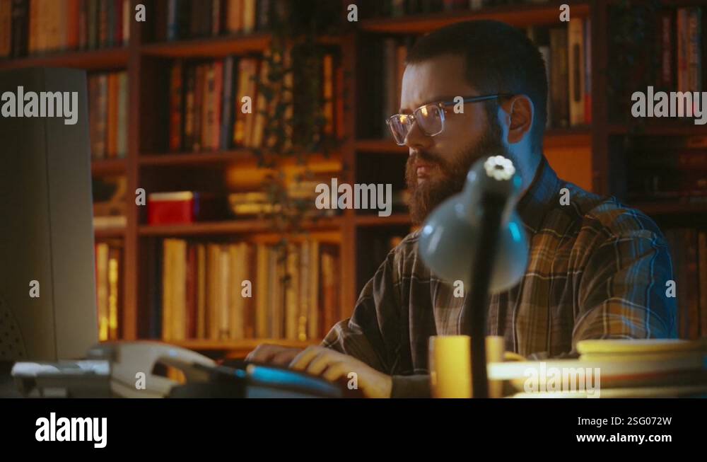 1990s desktop computer Stock Videos & Footage - HD and 4K Video Clips - Alamy