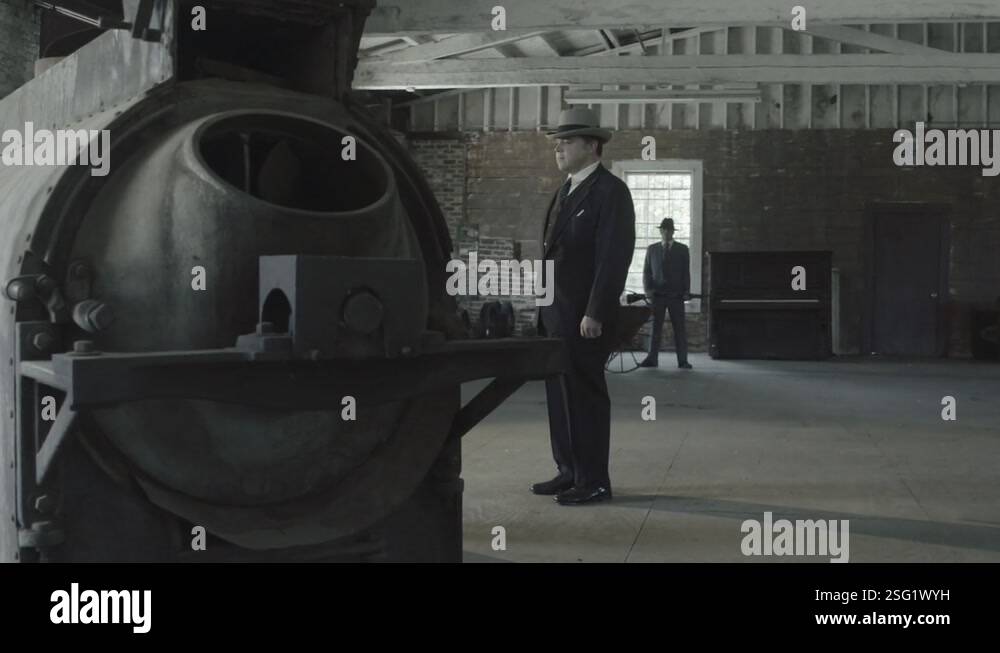 1920s/1930s Gangster Al Capone FIRES Revolver - Mobster, mob boss ...