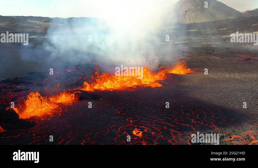 Boiling And Bubbling Lava River During Fagradalsfjall Volcanic Eruption ...