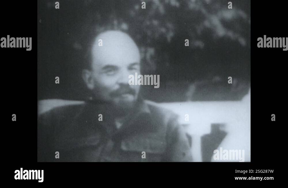 1960s: Photo of Lenin seated next to Stalin. Lenin's funeral and ...