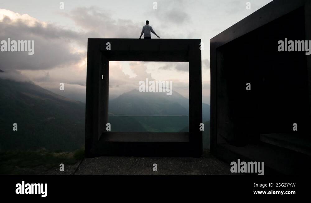 Influencer on observation deck telescope, Timmelsjoch high alpine road ...