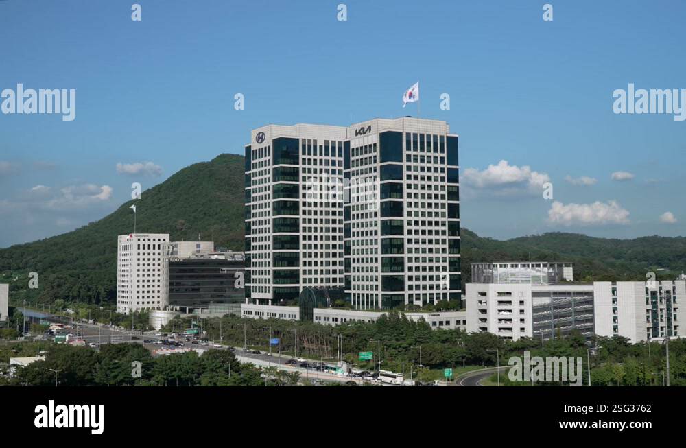 Hyundaimotors Stock Videos & Footage - HD and 4K Video Clips - Alamy