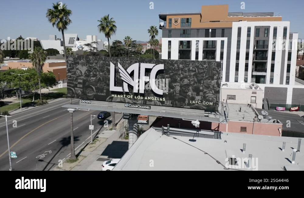 Billboard poster usa Stock Videos & Footage - HD and 4K Video Clips - Alamy
