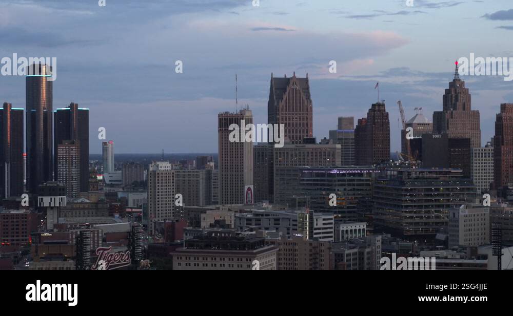 Detroit downtown Stock Videos & Footage - HD and 4K Video Clips - Alamy