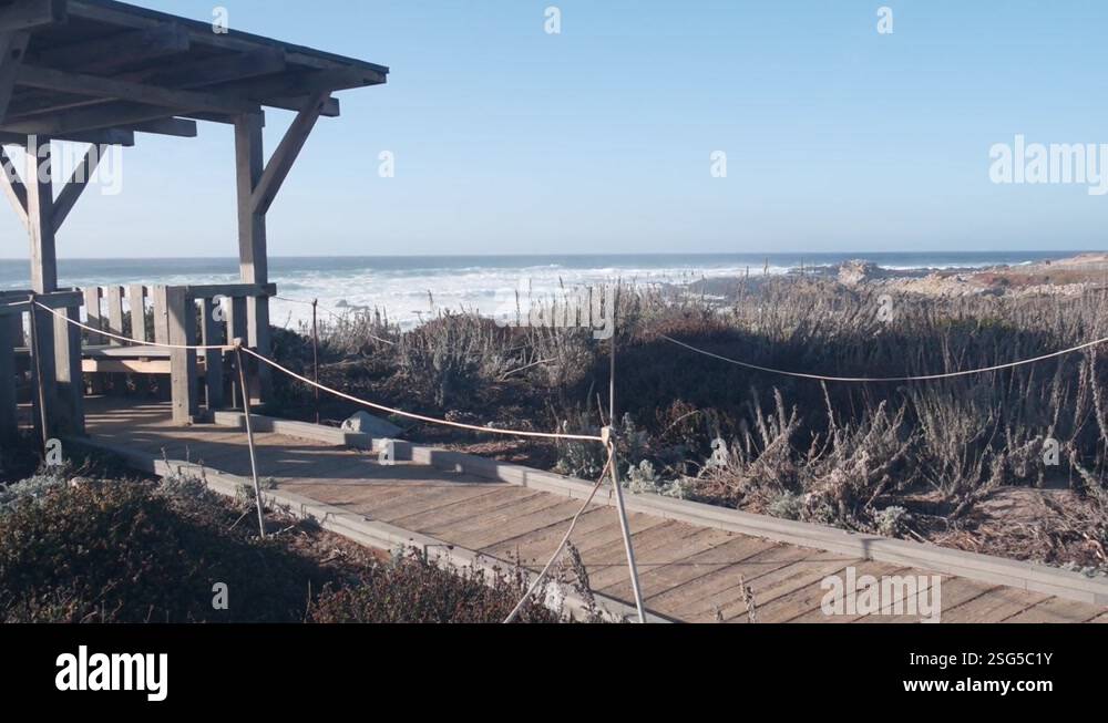 Big sea wave crashing, rocky craggy beach, California ocean coast ...