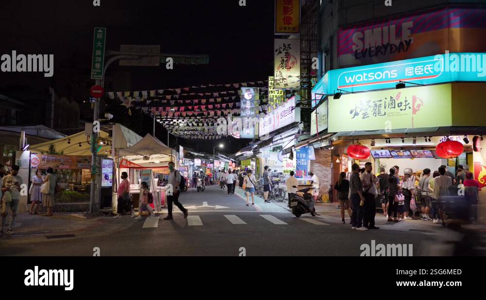 Taipei, Taiwan 01 September 2022: Shida Night Market Stock Video ...