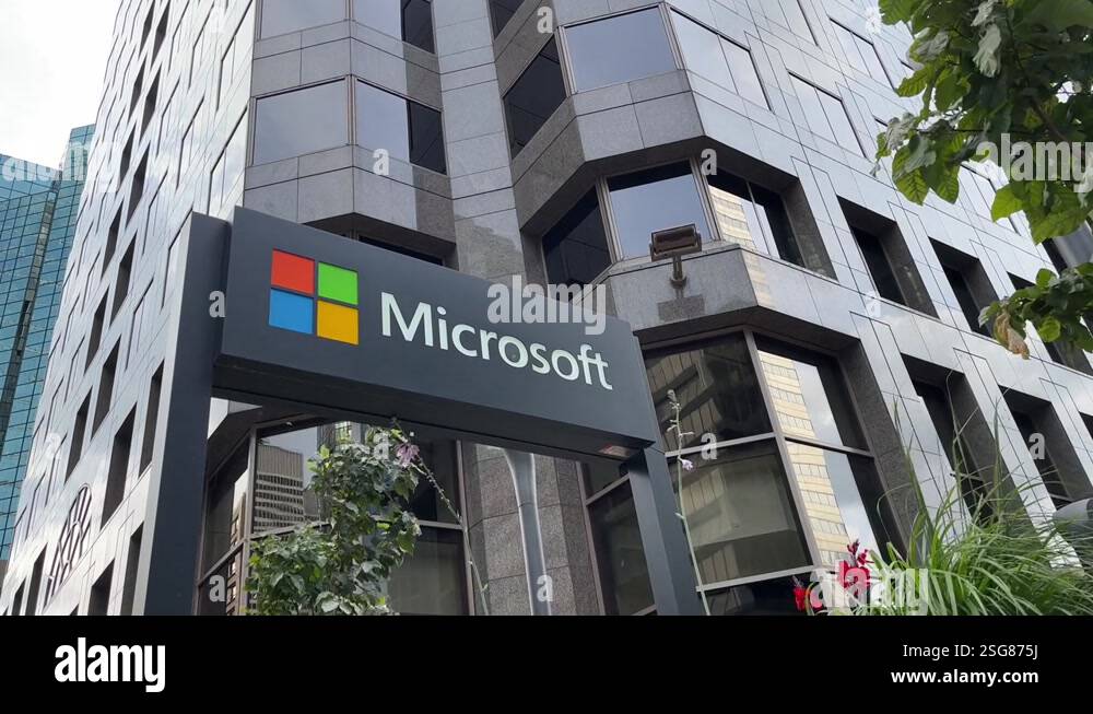 Microsoft Company Logo Headquarters Offices Building Entrance Stock ...