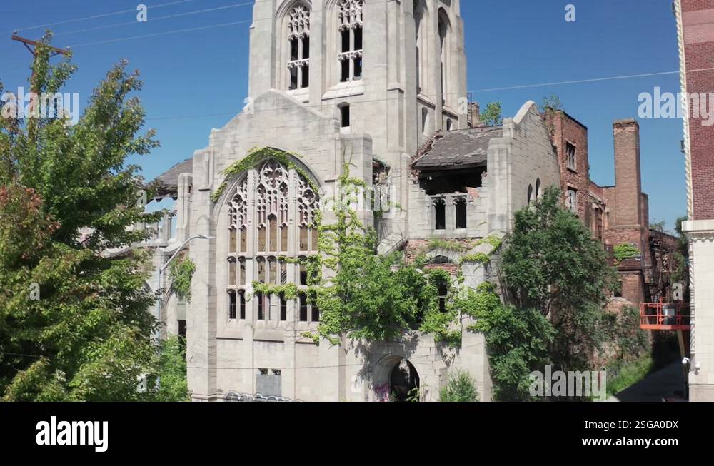 Abandoned historic City Methodist Church in Gary, Indiana with drone ...