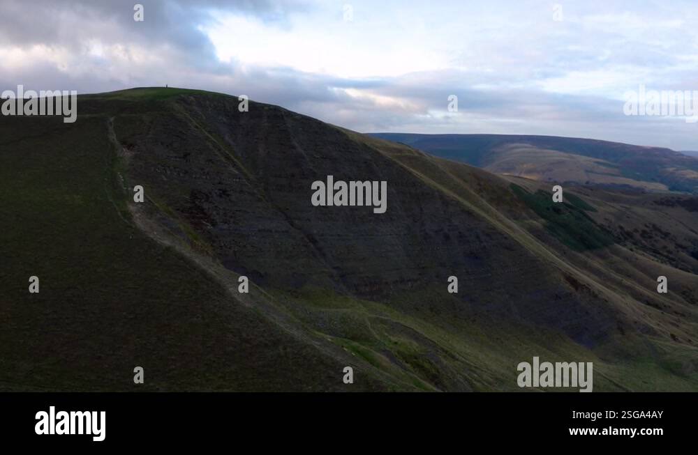 Mam Tor Peak, Peak District, UK. Peak District, Edale, Mam Tor Stock ...