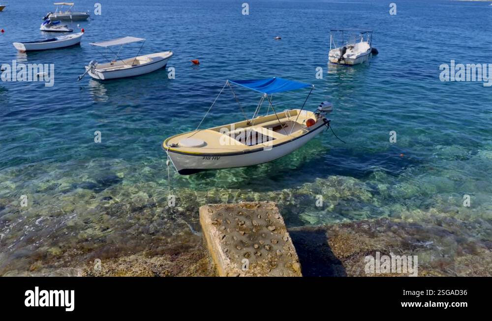 Small clean up boat Stock Videos & Footage - HD and 4K Video Clips - Alamy