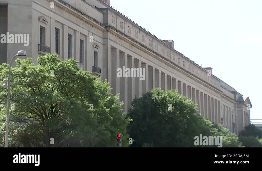 CLOSE OF DOJ DEPARTMENT OF JUSTICE BUILDING IN DC Stock Video Footage ...