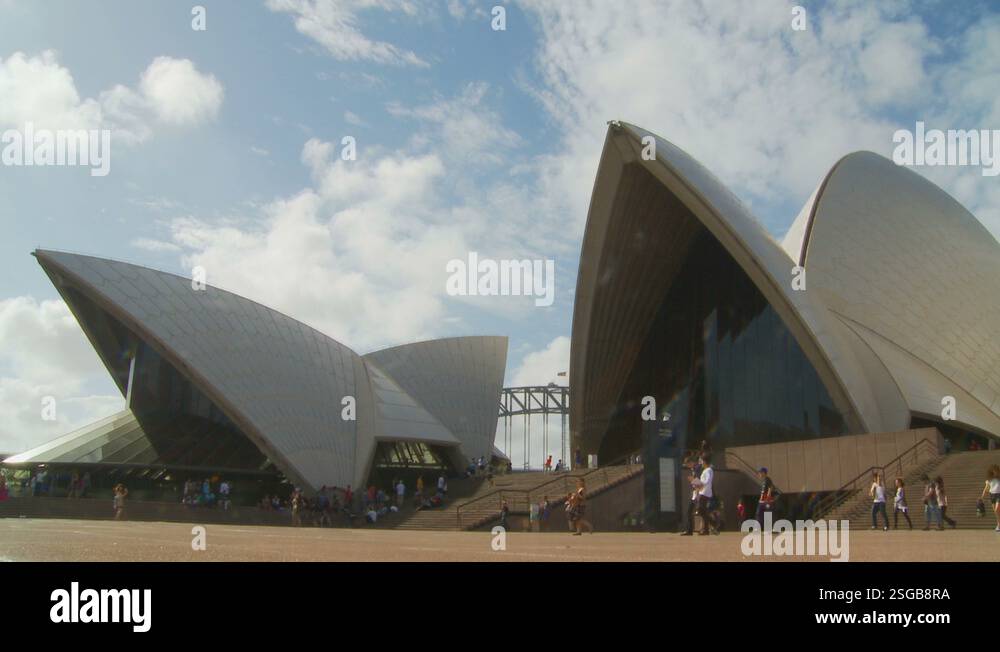 Sydney Opera House & clouds Timelapse(1 Stock Video Footage - Alamy