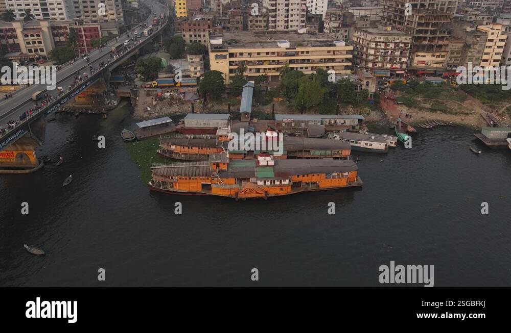 Steamer terminal Stock Videos & Footage - HD and 4K Video Clips - Alamy