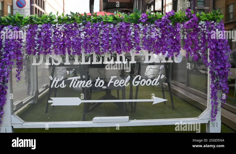 Distillery Bar, It's Time to Feel Good, London, United Kingdom Stock ...