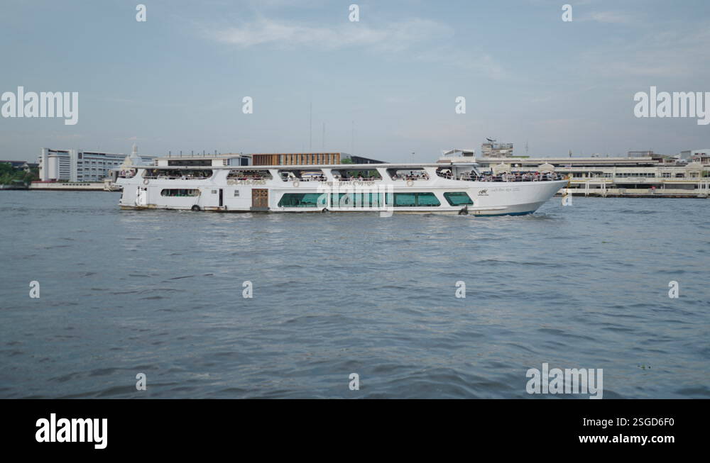 Meridian Dinner Cruise Floating Paradise In Bangkok, Thailand. Wide ...
