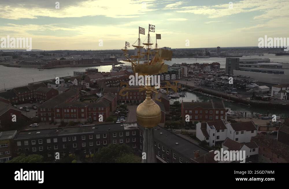 Gold ship Stock Videos & Footage - HD and 4K Video Clips - Alamy