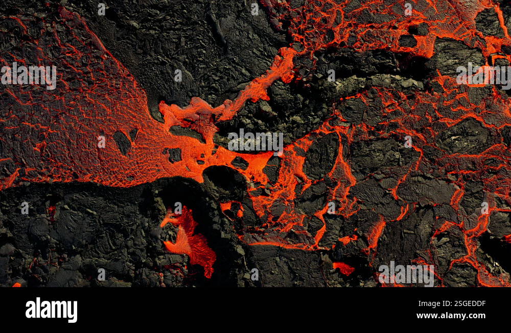 Terrifying Lava Flow From The Crater During Geldingadalir Volcanic ...