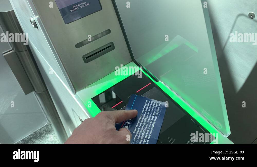 Self service boarding pass Stock Videos & Footage - HD and 4K Video ...