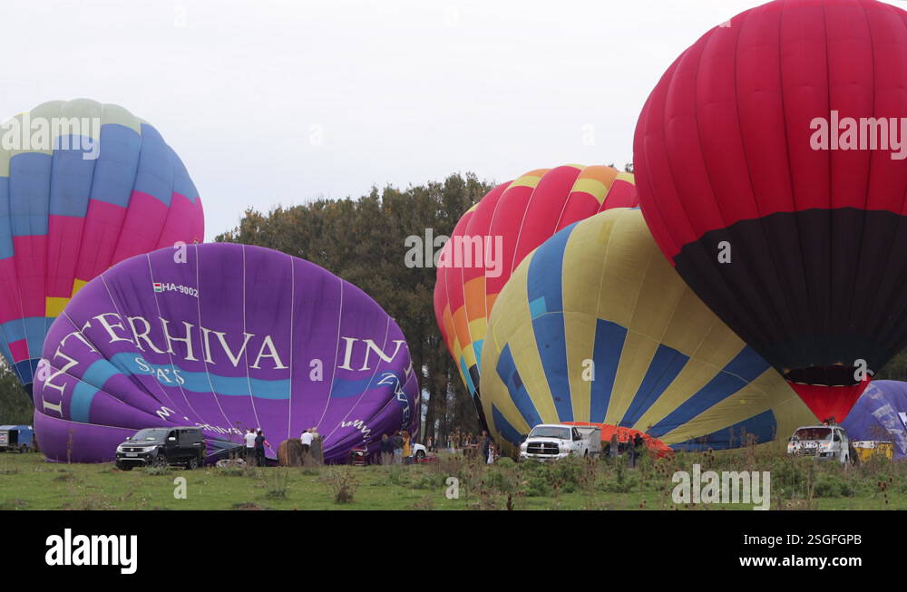 People inflating Stock Videos & Footage - HD and 4K Video Clips - Alamy