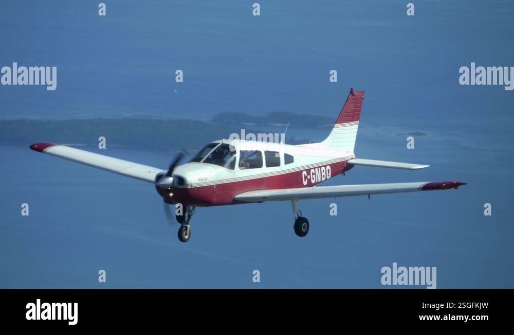 Light Aircraft Formation Flying, Piper Cherokee Frontal View in Flight ...