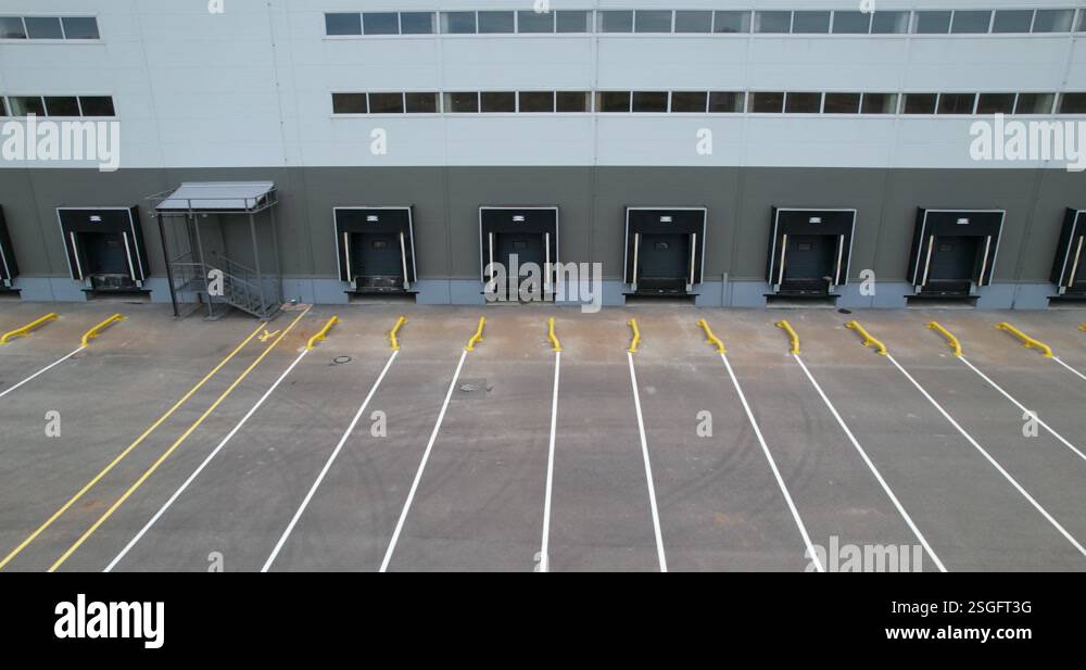 Loading and unloading areas for trucks Stock Video Footage - Alamy