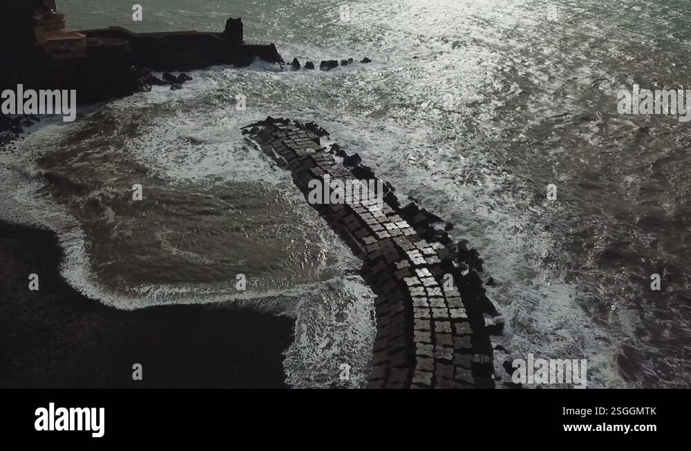 Water breaker Stock Videos & Footage - HD and 4K Video Clips - Alamy