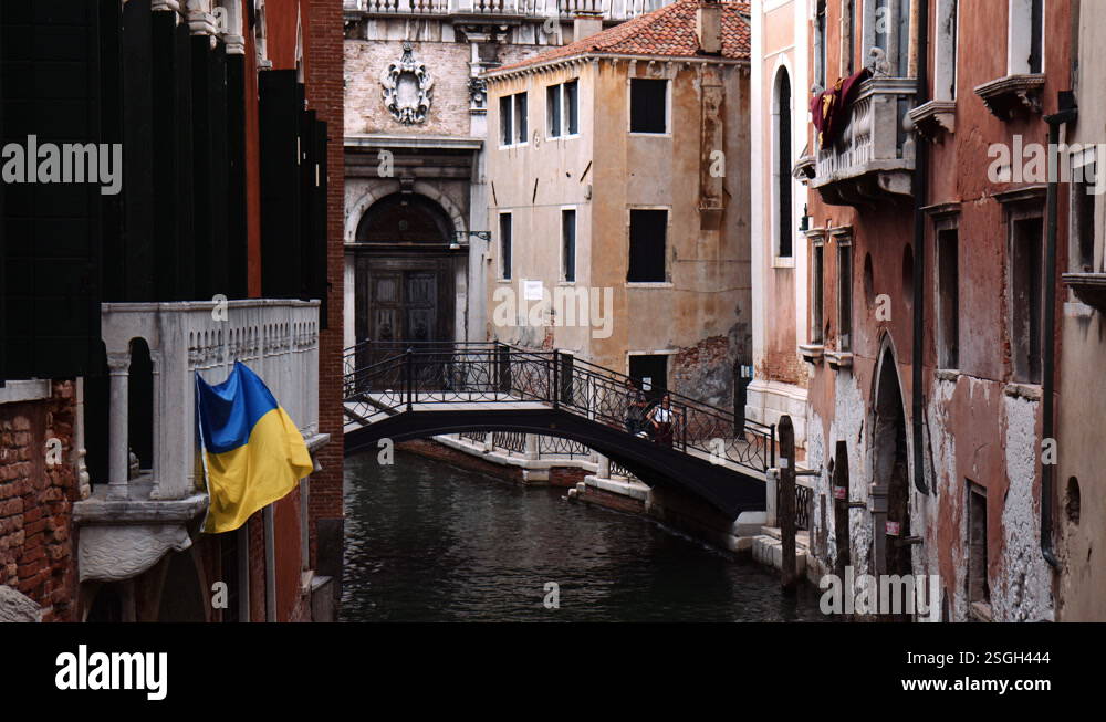 Small Pedestrian Bridge Over Rio dei Barcaroli In Venice, Italy ...