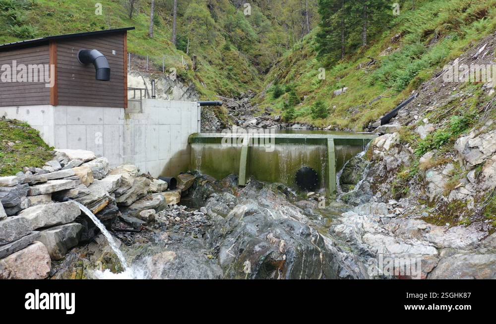 Small dam and powerplant intake for river based small hydroelectric ...