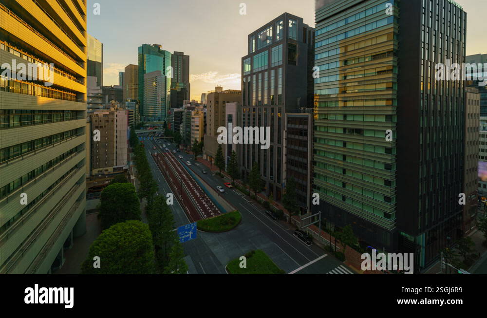 8K Time lapse day to night transition of cityscape at Ginza in Tokyo ...