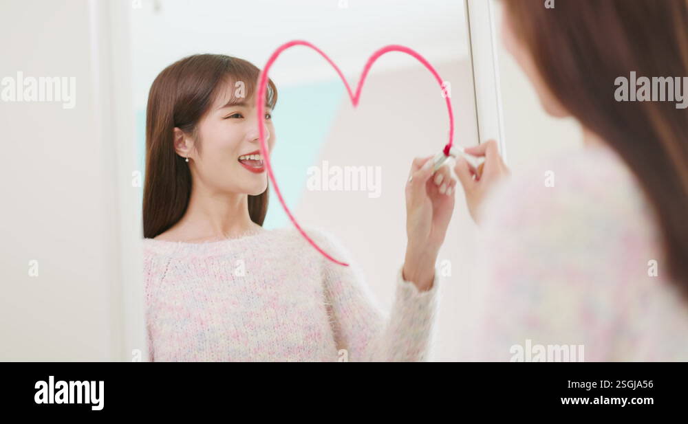 draw heart shape Stock Video Footage - Alamy