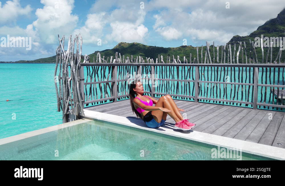 Fitness Influencer on Bora Bora, French Polynesia travel. Fitness ...