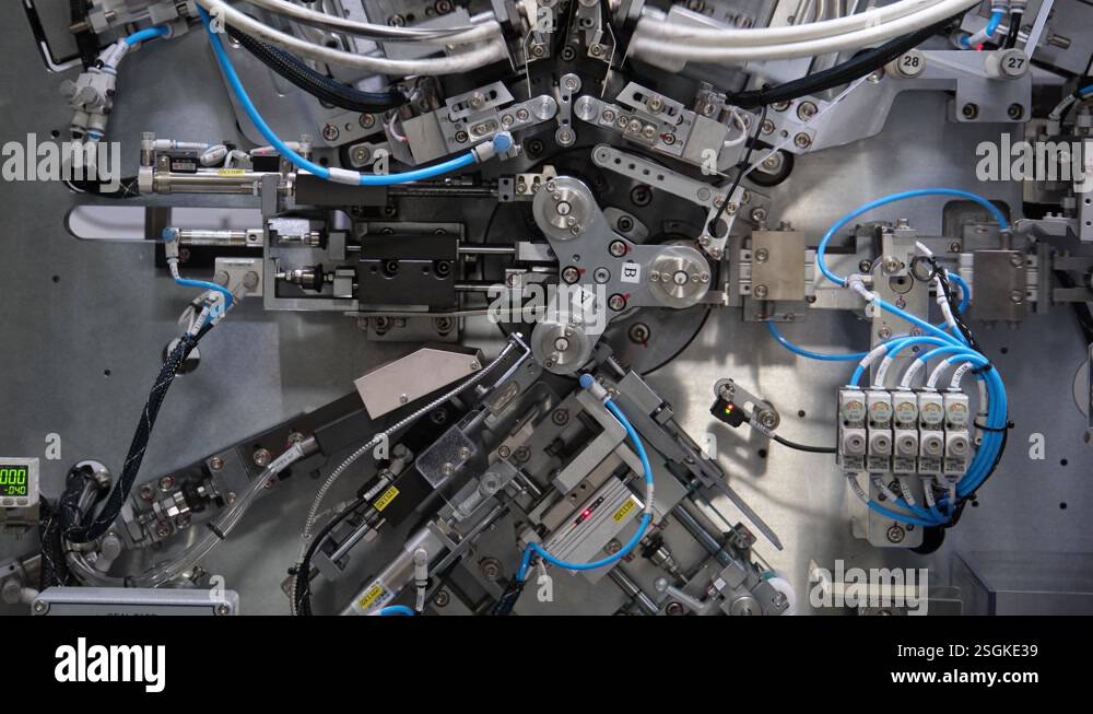 Rotating Assembly Robot in an Industrial Automation Facility 8K Stock ...