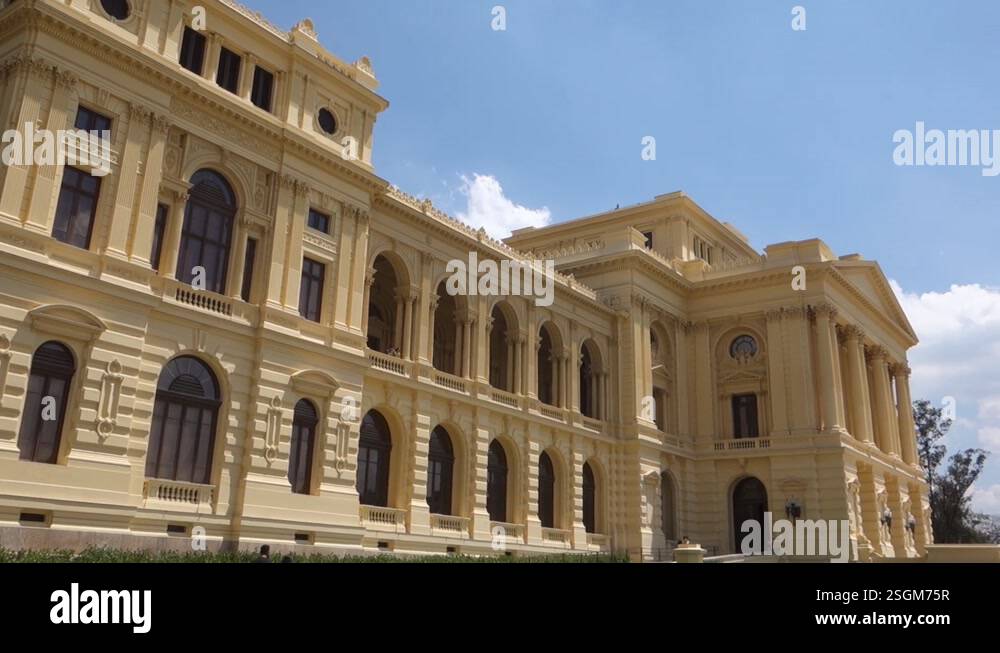 Historic palace building Stock Videos & Footage - HD and 4K Video Clips ...