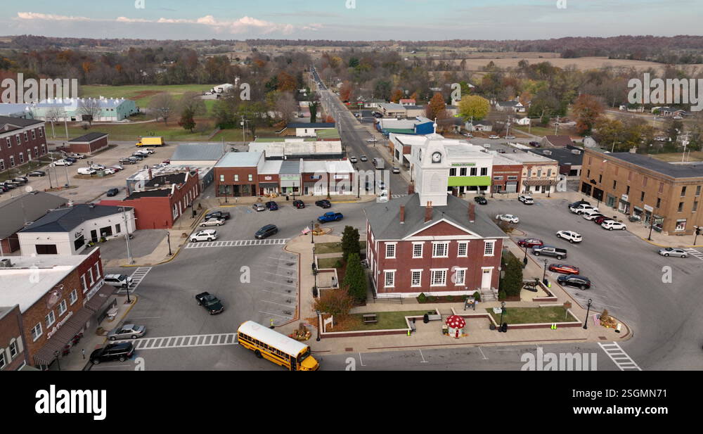 Elkton Kentucky Town Square Road Urban City Center Vehicle Traffic 4K ...