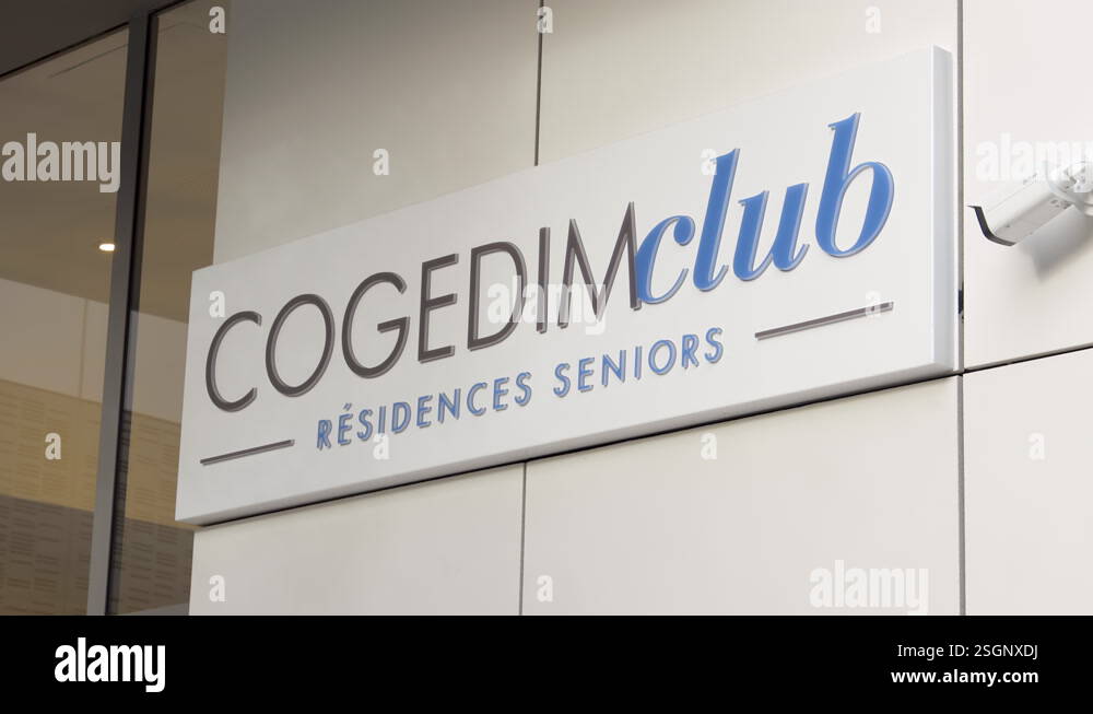 Cogedim Club sign at the entrance of the senior residence in Issy-les-Moulineaux Stock Video ...
