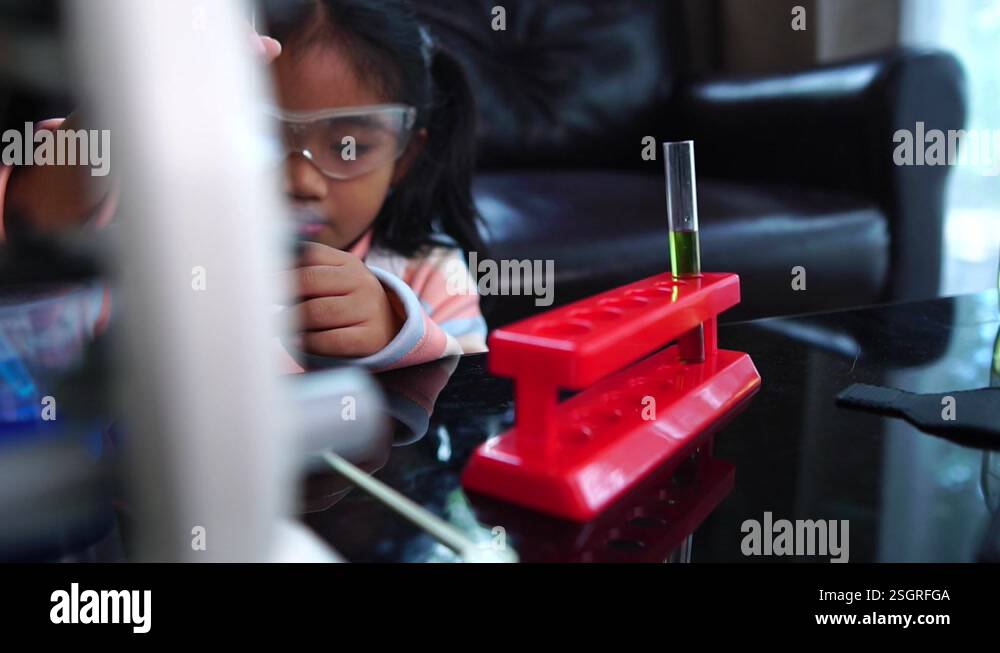 Asian science lab Stock Videos & Footage - HD and 4K Video Clips - Alamy