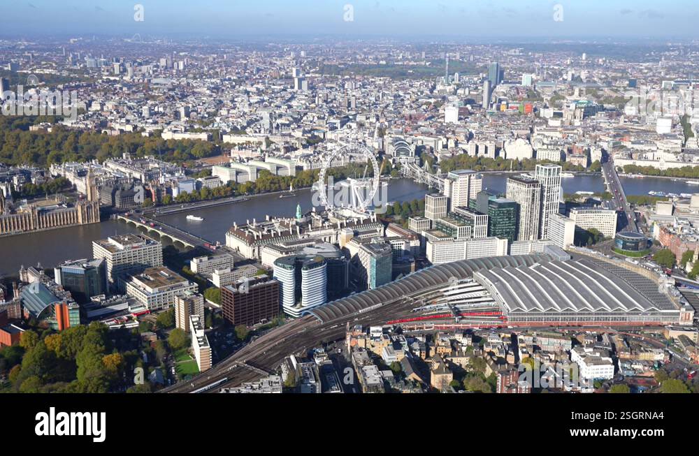 Parliament railway station Stock Videos & Footage - HD and 4K Video ...