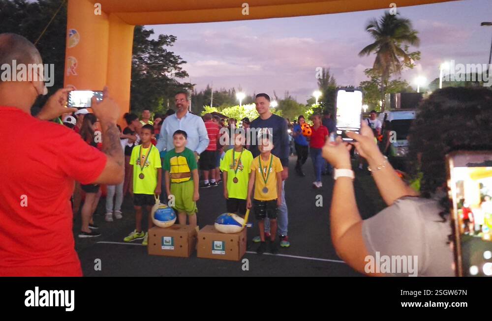 Kids competition prize Stock Videos & Footage - HD and 4K Video Clips ...